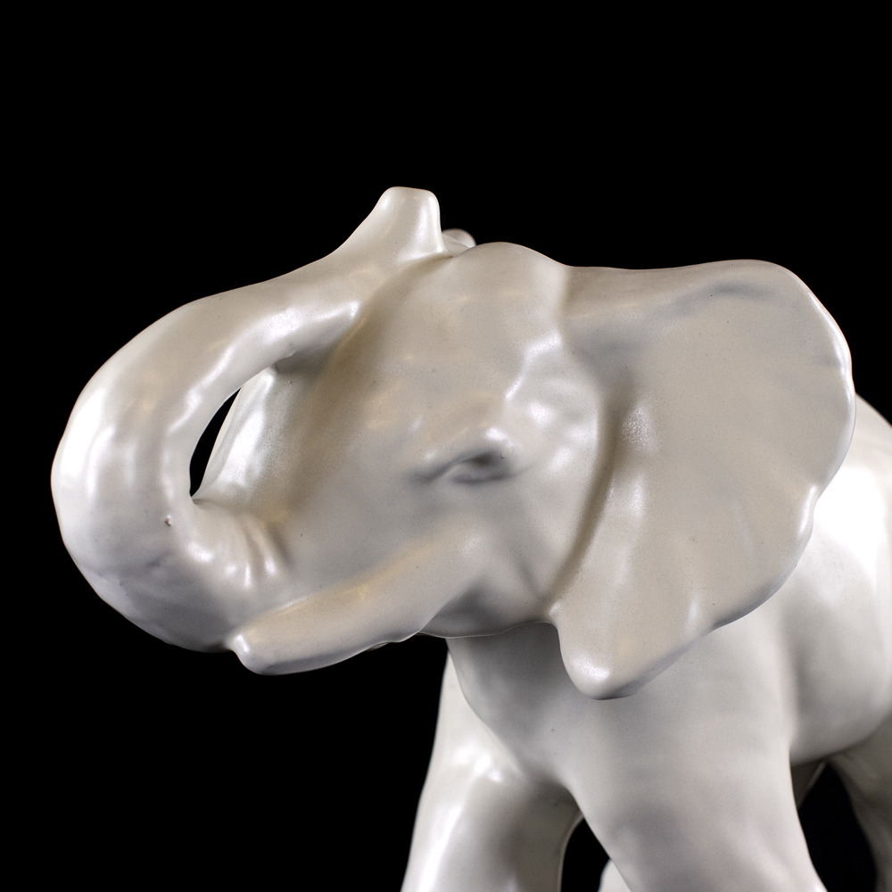 Anna-Lisa Thomson, elefant, Upsala Ekeby… | Auktion.se