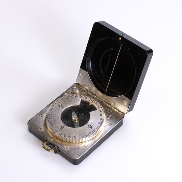 Kompass, Instrumentsfabrik AB Lyth, Stockholm | Auktion